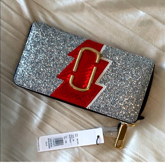 Marc Jacobs | Bags | Iso Marc Jacobs Wallet Red Blue Silver Glitter ...